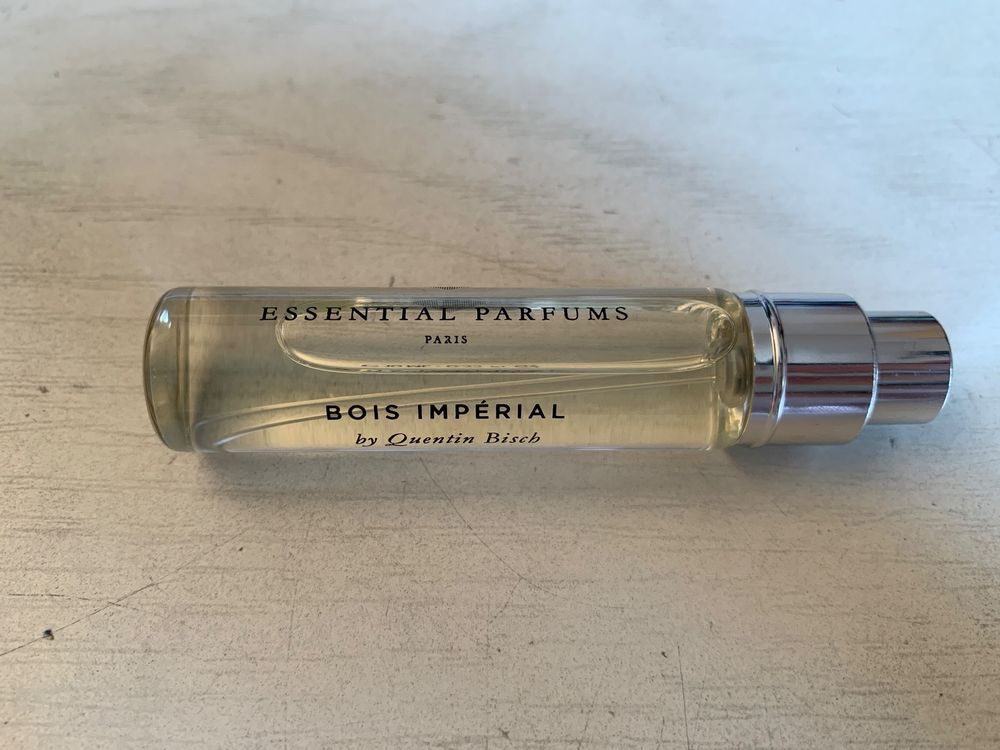 Essential Parfums - Bois Impérial - 10 ml | Kaufen auf Ricardo