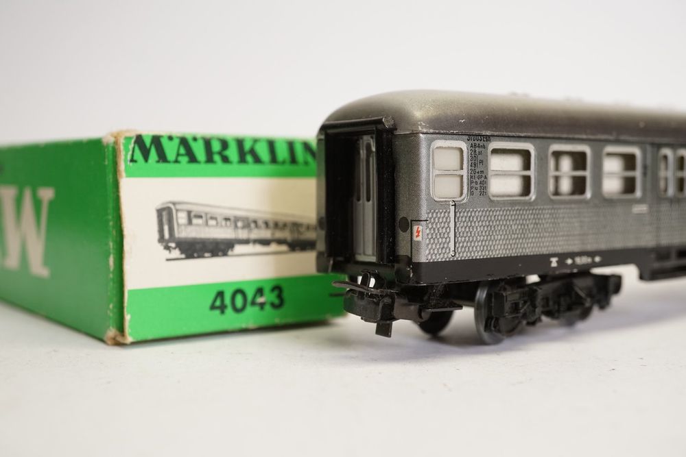1å Märklin 4043 DB Personenwagen 1./2. Klasse Silberling (Gebraucht) in ...