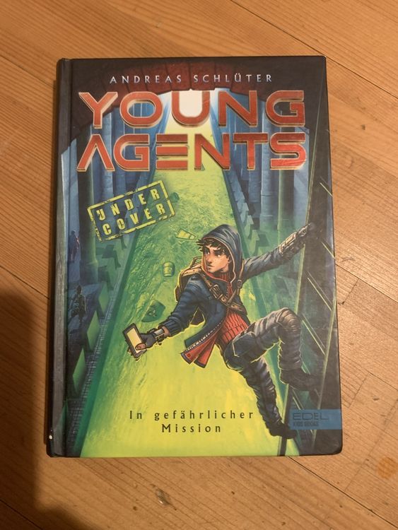 Buch Young Agents (Gebraucht) in Biberist für CHF 5 – mit Lieferung auf ...