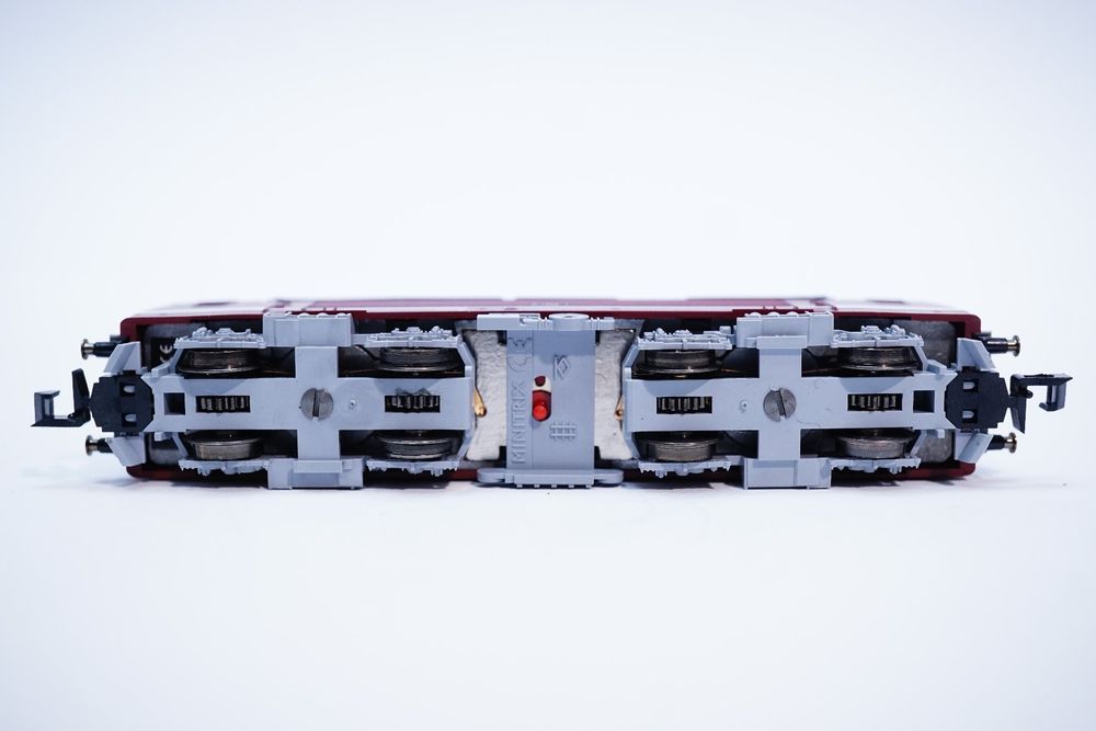 6∑ 12533 DR IV BR 243 Elektrolokomotive (Gebraucht) in Uetendorf für ...