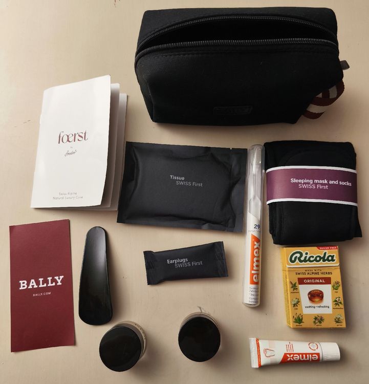 Bally Necessaire Set, Amenity Kit, Swiss First, neu. (Neu (gemäss ...