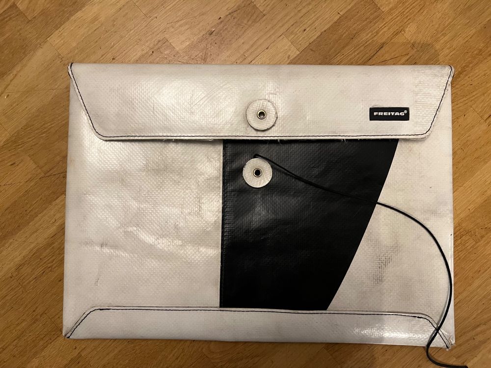 Freitag Laptop-Tasche 13/14" (Gebraucht) in Zürich für CHF 58 – nur ...