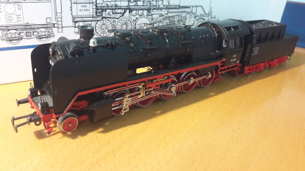 Märklin 3319 Güter-Schlepptenderlok der ÖBB, BR 50 685 | Acheter sur ...