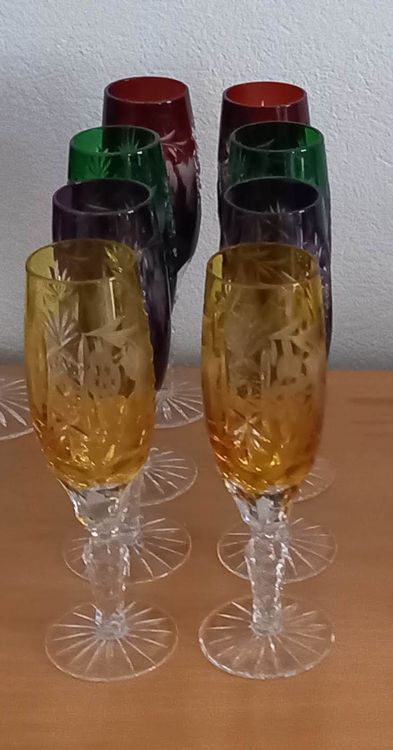 8 bunte Sektgläser, Bleikristall, geschliffen (Neu (gemäss Beschreibung ...