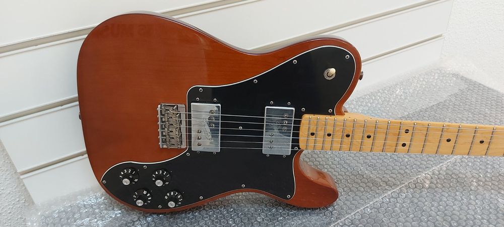 Fender Classic Series '72 Telecaster Deluxe Mexico ,Walnuss | Kaufen auf Ricardo