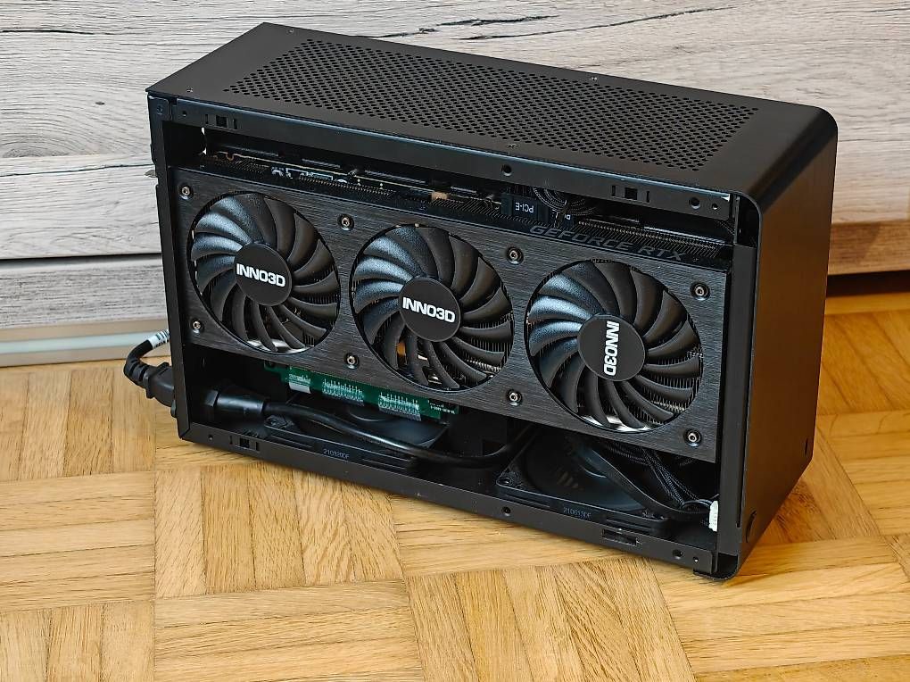 Mini ITX Gaming PC (Ryzen 5 5600X + 32GB + RTX 3070 Ti) (Gebraucht) in ...