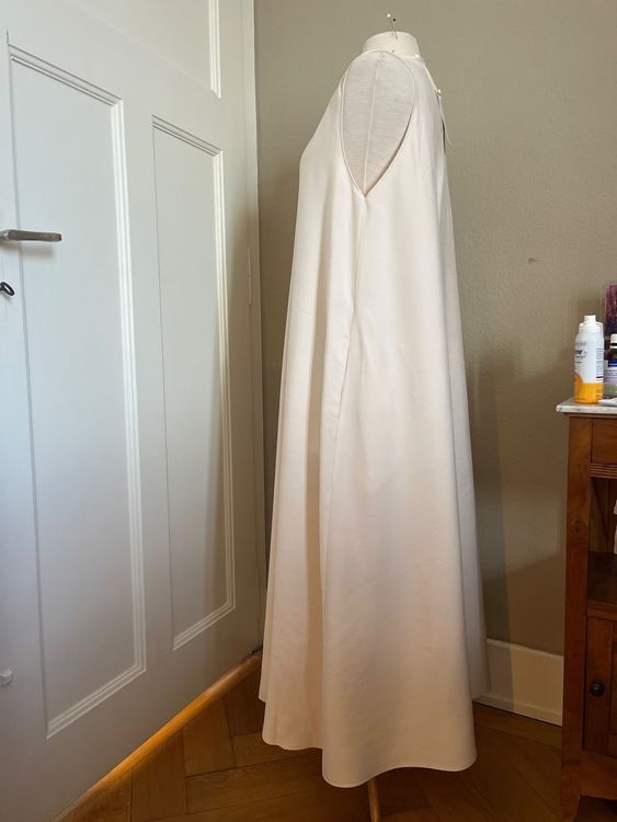 Robe MNG (Neuf (Voir description)) à St-Sulpice VD pour CHF 42 – avec ...