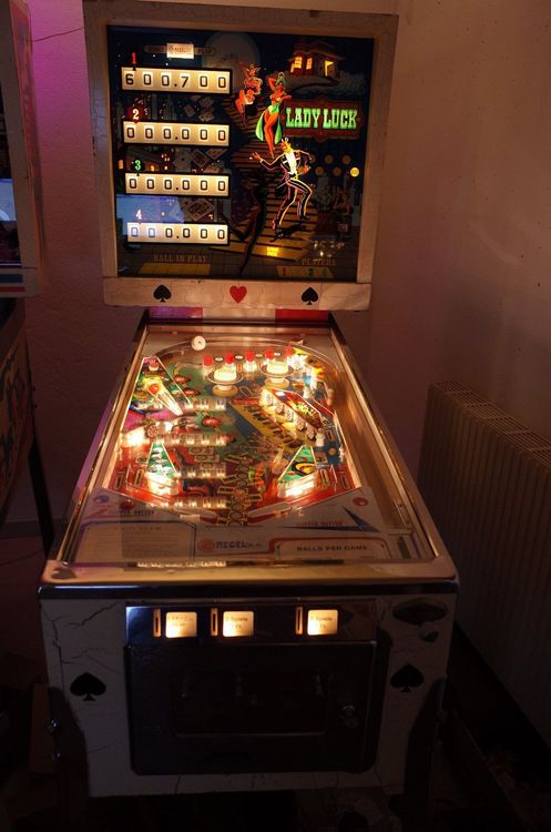 Flipper Lady Luck von Recel (Gebraucht) in Staufen für CHF 880 – nur ...