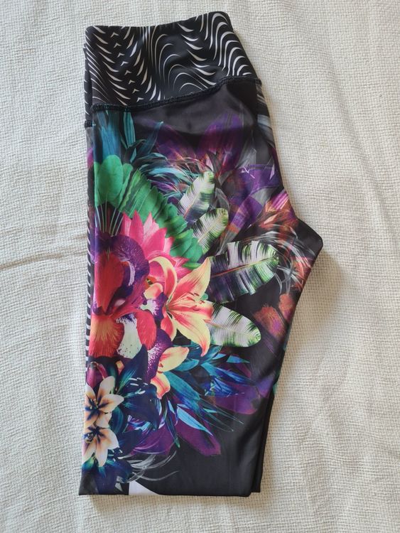 ONZIE Sport-Leggings – Grösse S/M – Floral & Grafik Design (Gebraucht ...