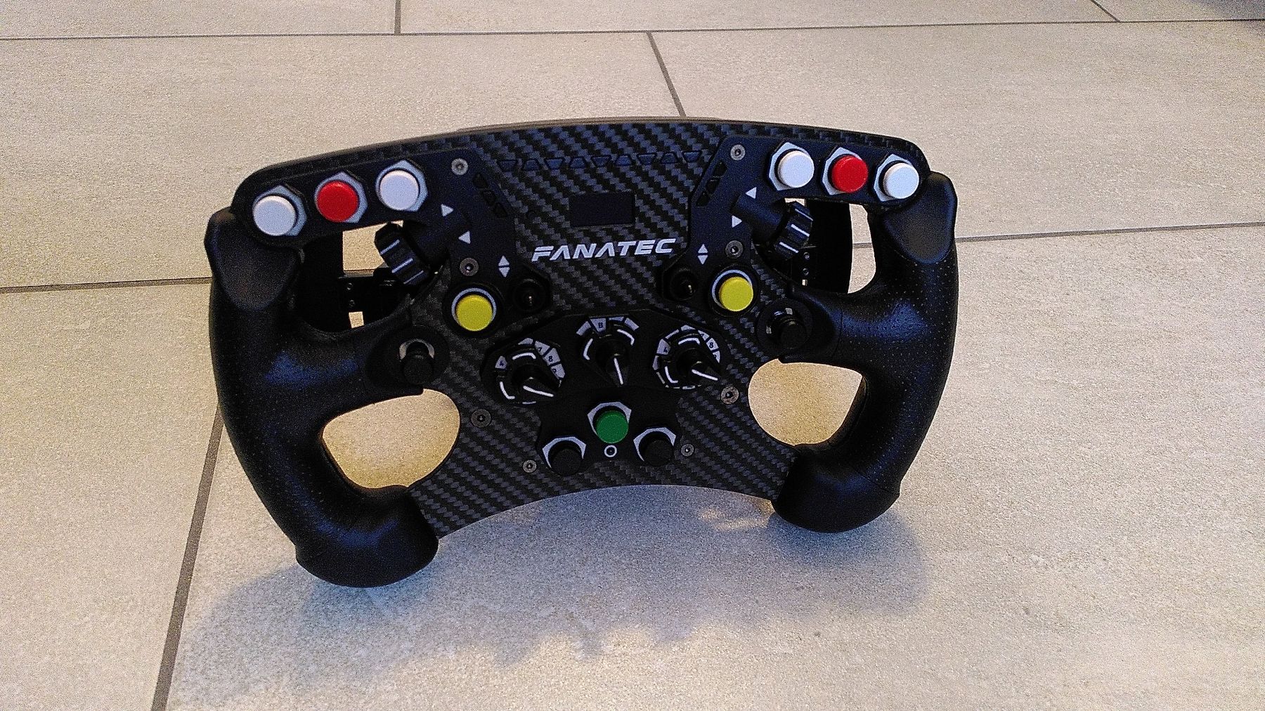 Volant Fanatec Formula V2.5 + QR2 + Boutons (Gebraucht) in Gilly für ...