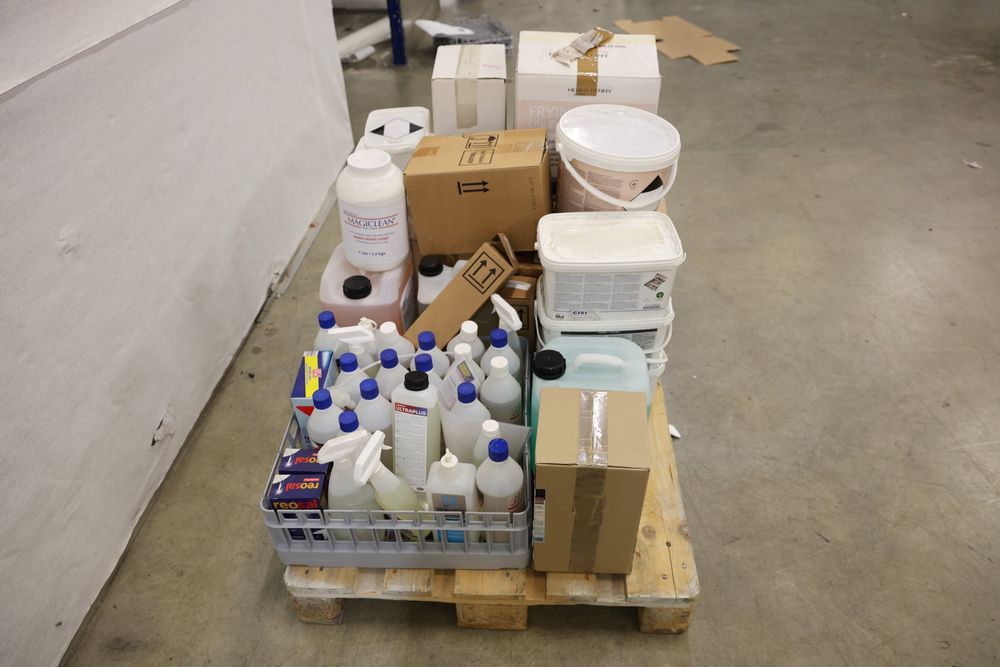 Palette Reinigungsmittel Reiniger NEU Merrychef OVEN (Neuf (Voir ...