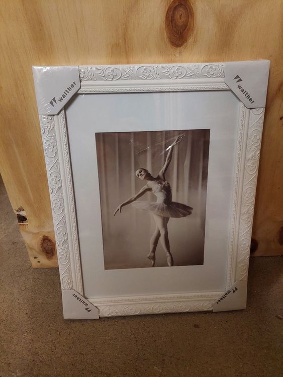 Weisser Bilderrahmen 30x40 Originalverpackt (Gebraucht) in Fislisbach für CHF 9 – mit Lieferung ...