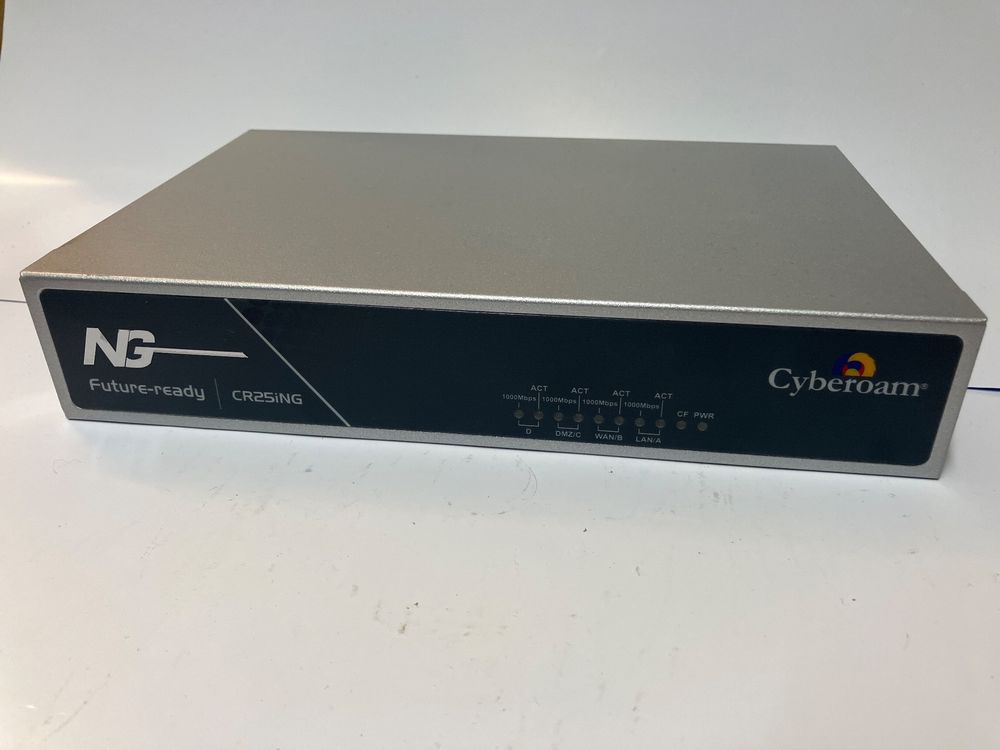 Cyberoam firewall CR25iNG (Gebraucht) in Peseux für CHF 10 – mit ...