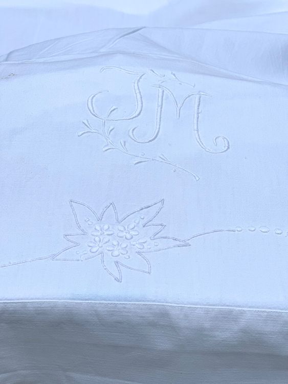 🟢 Ancien drap brodé JM / Altes besticktes Edelweiss-Tuch JM (Gebraucht ...