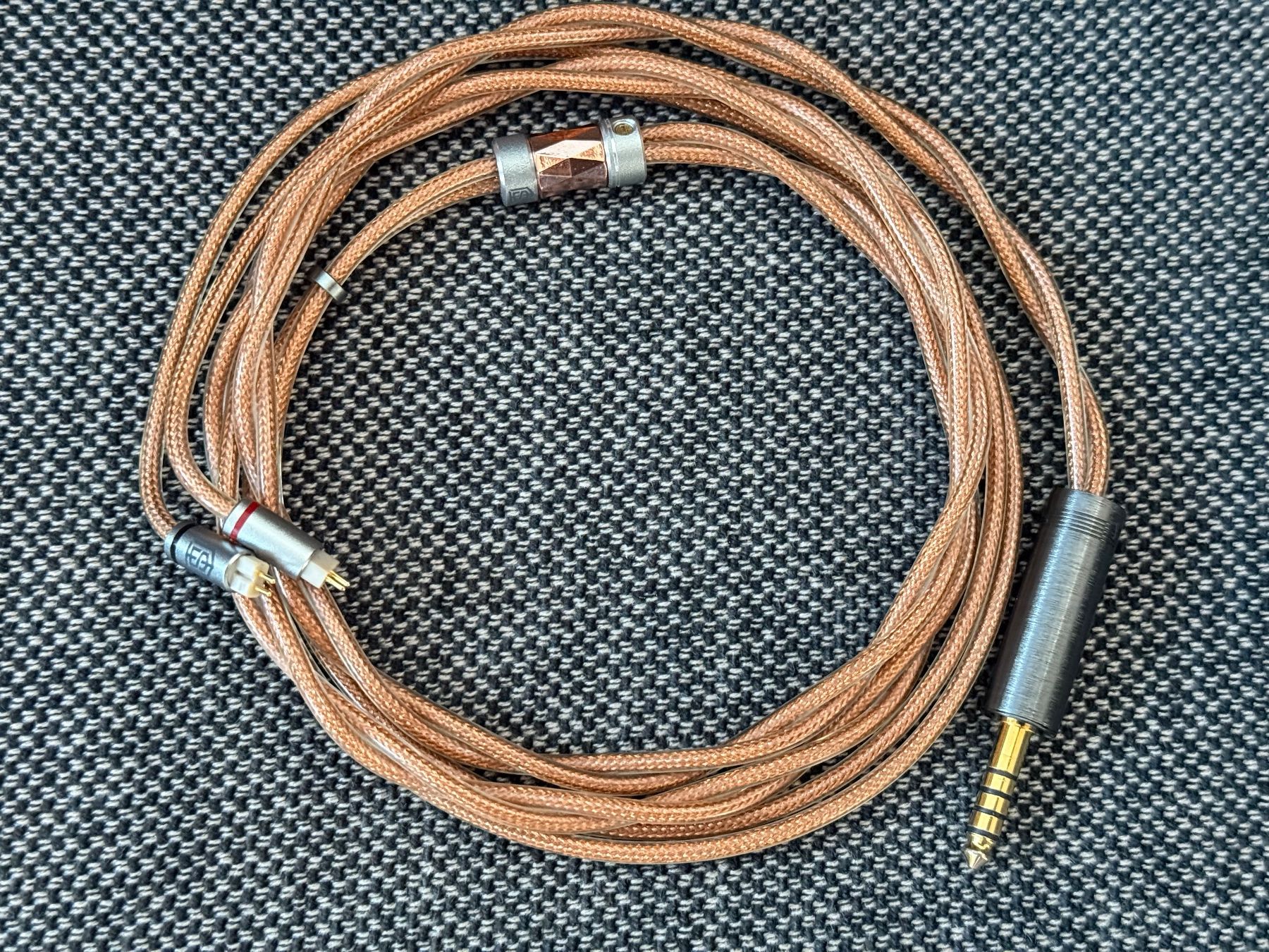 Satin Audio Perseus Kupfer IEM-Kabel 2-Pin - 4.4mm Pentaconn (Gebraucht ...