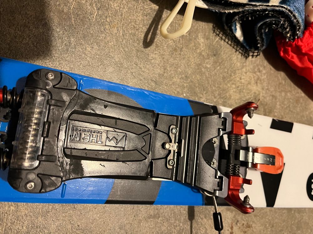 Helio 104 - 178 cm mit Meidjo Telemark Bindung & Fell | Kaufen auf Ricardo