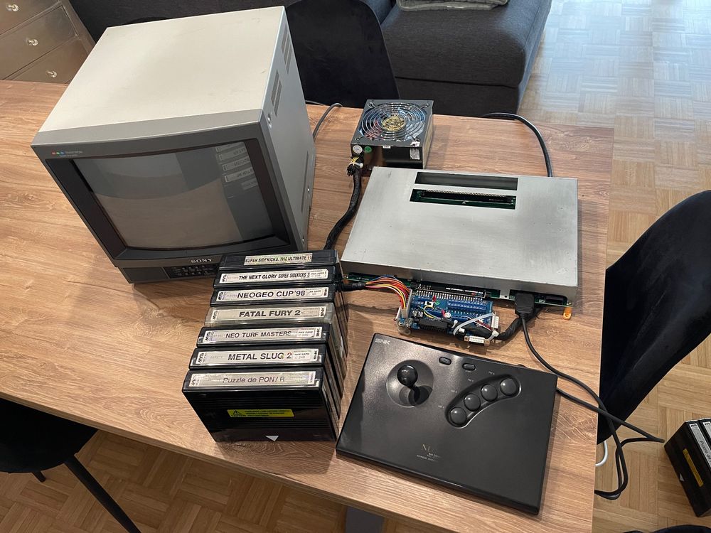 Sony PVM-1442 QM + supergun Arcade slot neo geo MVS +7 jeux | Kaufen ...
