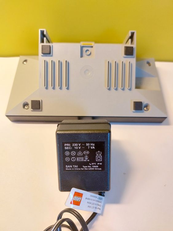 Lego 9V Eisenbahn Transformator, Adapter, Ans.Kabel spröde!! (Gebraucht ...