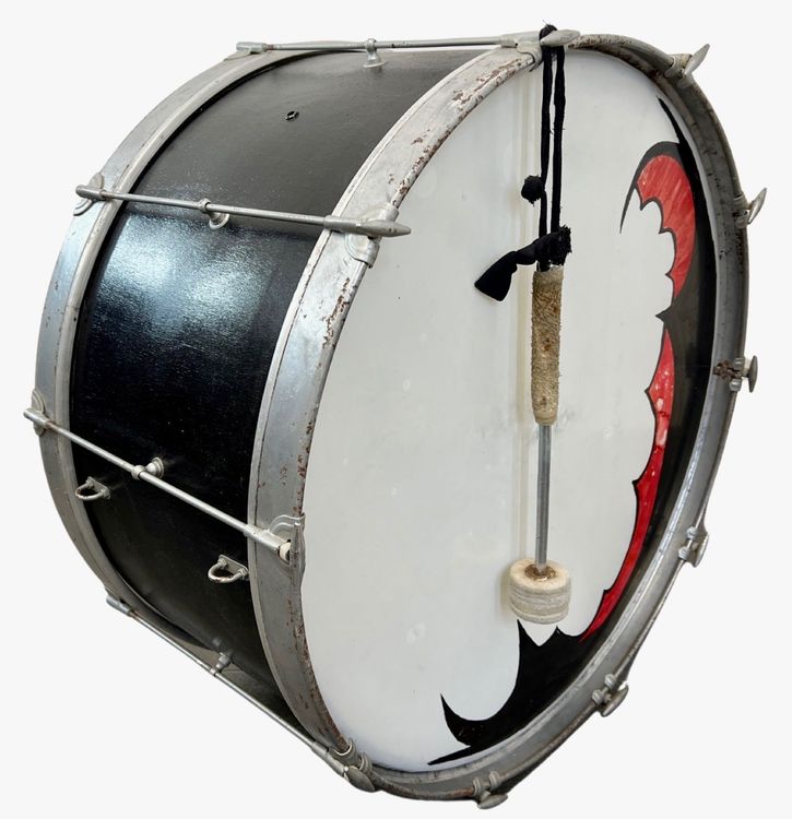 Alte Grosse Pauken Instrument mit Schlägel Guggenmusik ab1.- | Kaufen ...