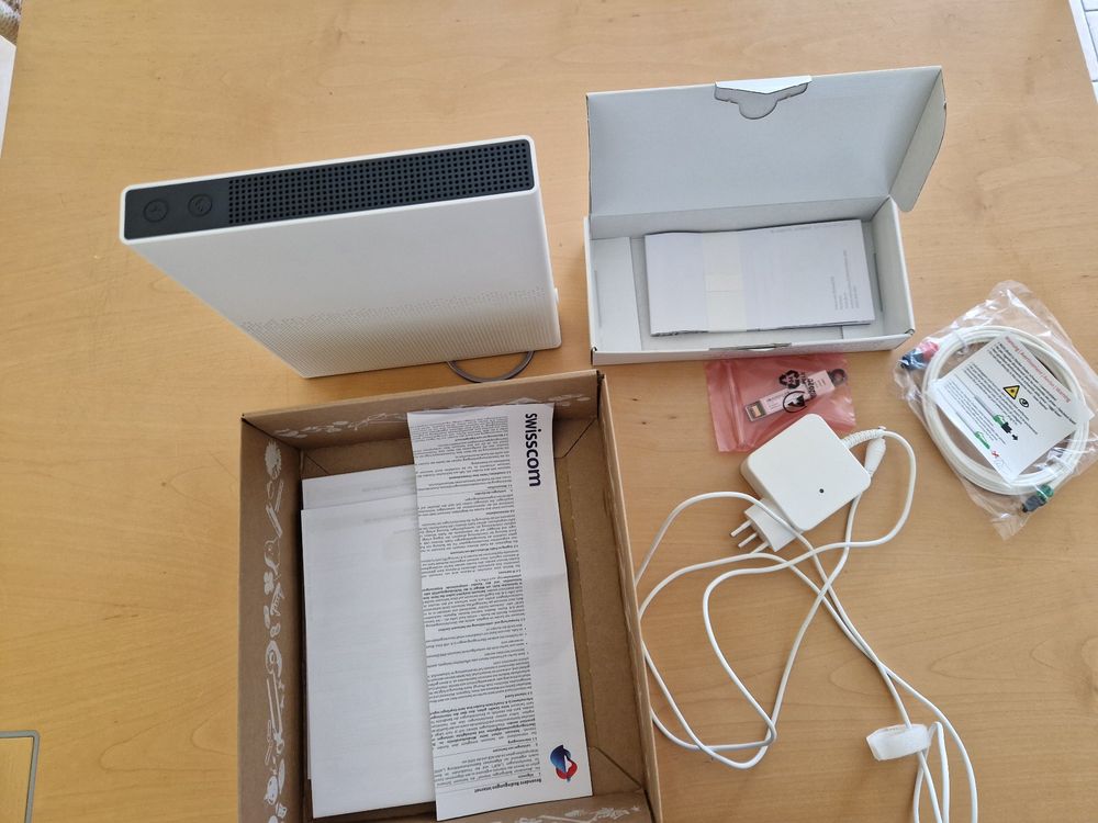 Internet-Box 3 für Kupfer- und Glasfaseranschluss (Gebraucht) in Biel ...