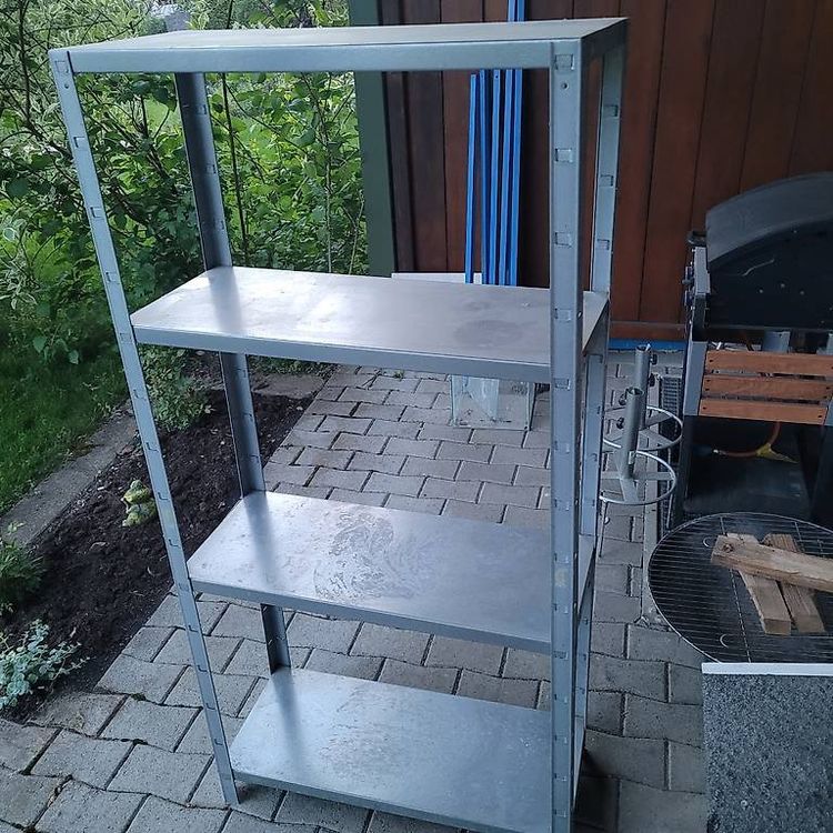 Metalregal 4 Tablare (Gebraucht) in Hägglingen für CHF 15 – nur ...