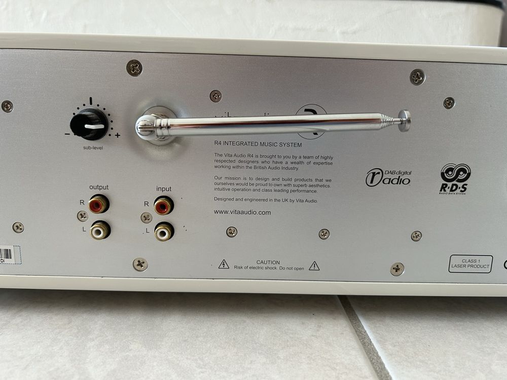 Vita Audio R4 mit DAB+ (Gebraucht) in Thalwil für CHF 81 – nur Abholung ...