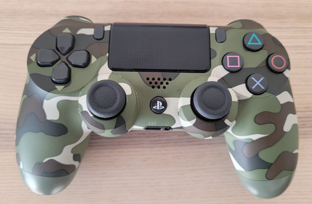 Playstation 4 Controller- Camouflage (Original) | Kaufen auf Ricardo