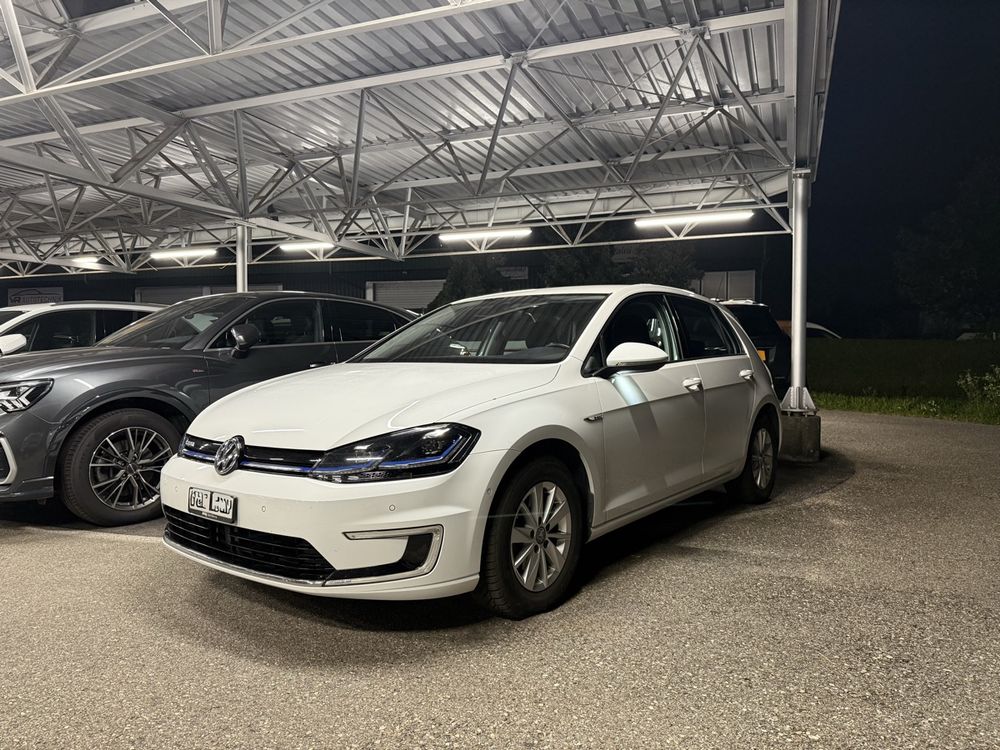 VW E-Golf grosse Batterie, Top Zustand, ab MfK und Service! (Gebraucht ...