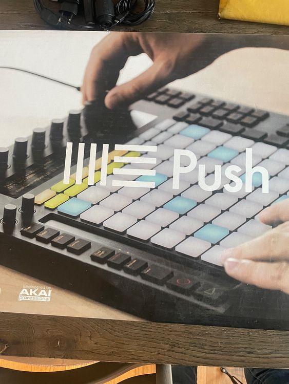 Ableton Live 11 Suite Lizenz inklusive Push 1 | Kaufen auf Ricardo
