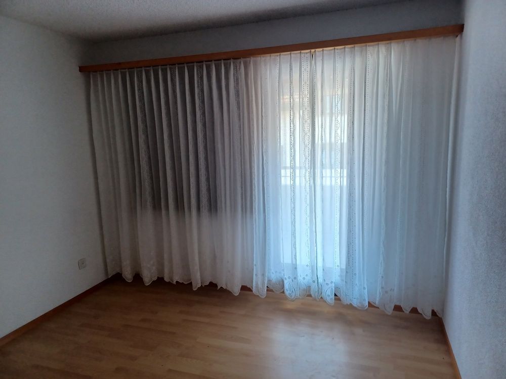 2 Vorhänge Gesamtgrösse 300 cm x 195 cm. (Gebraucht) in Winterthur für ...