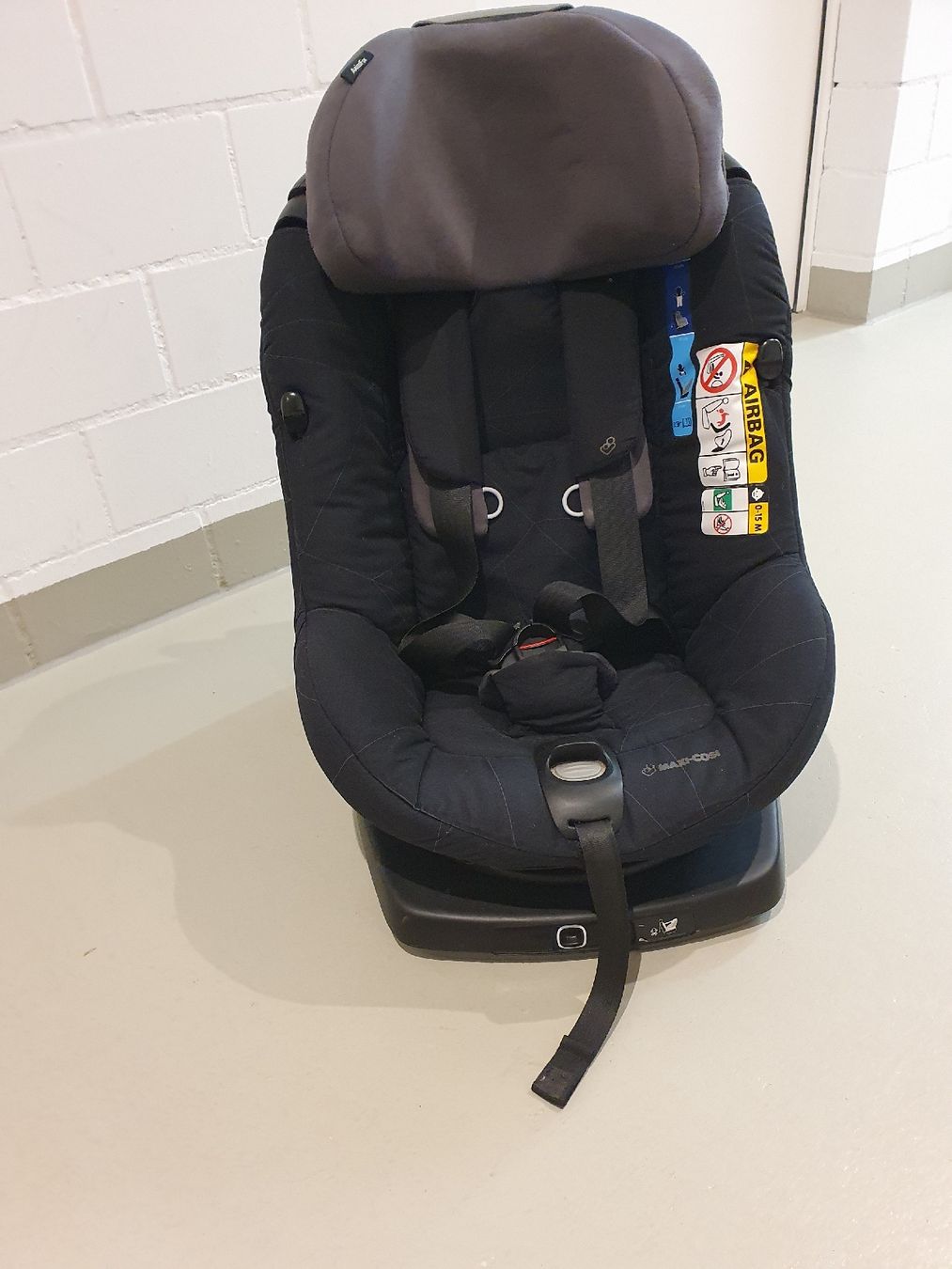 Maxi-Cosi AxissFix Kinderautositz (Gebraucht) in Oberweningen für CHF ...