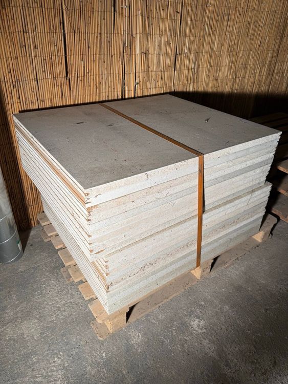 beschichtete Spanplatten, schwere Qualität, 14 m2 VERSCHENKE (Gebraucht ...
