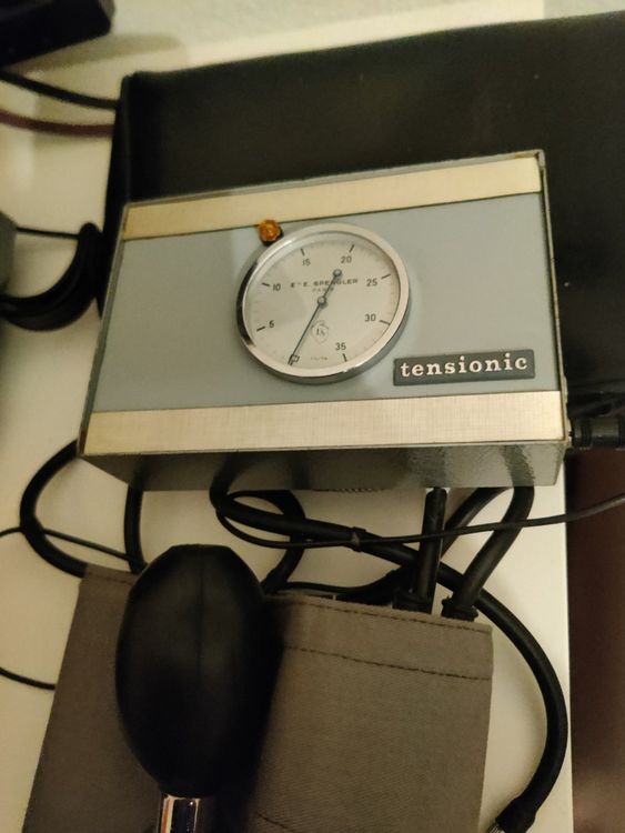 tensionic vintage matériel médical ancien Tensiomètre | Kaufen auf Ricardo