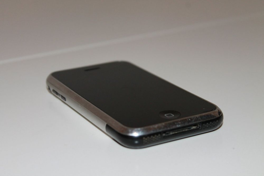 Apple iPhone 1. Generation 8GB 2G Model 2007 (Gebraucht) in Basel für ...