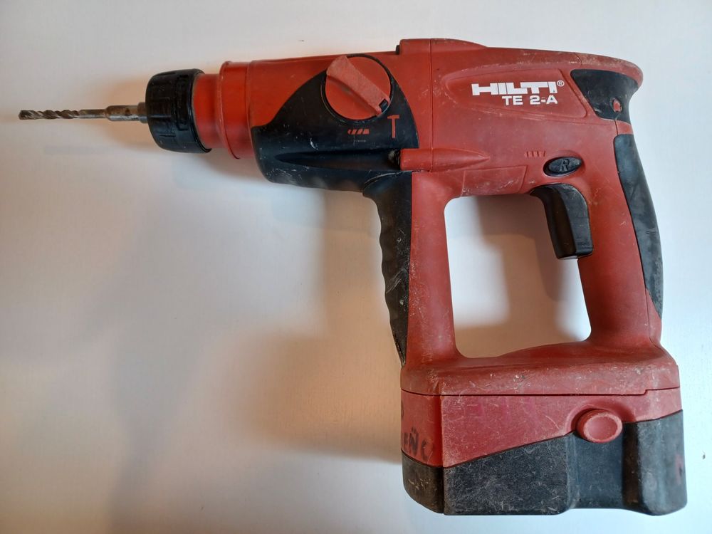 Hilti T2-A Bohrmaschine Akku | Kaufen auf Ricardo