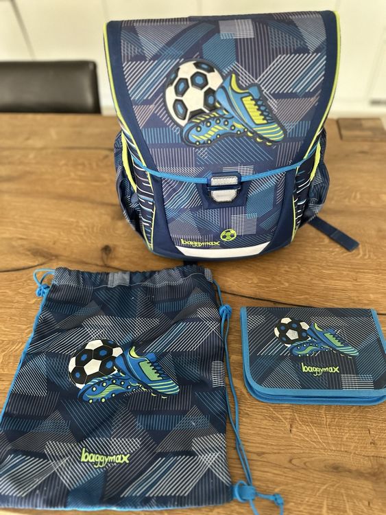 Schulthek Schulrucksack mit Etui und Turnsack (Gebraucht) in Schmerikon ...