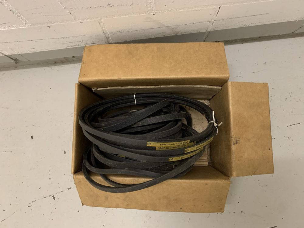 Diverse Keilriemen und Zahnriemen (Gebraucht) in Murgenthal für CHF 20 – mit Lieferung auf ...