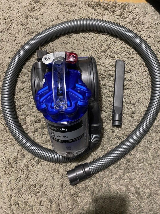 Dyson City Staubsauger (Gebraucht) in Neuenhof für CHF 45 – mit ...