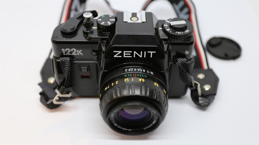 ZENIT 122K - 50mm F2 (Gebraucht) in Choulex für CHF 43 – mit Lieferung auf Ricardo kaufen