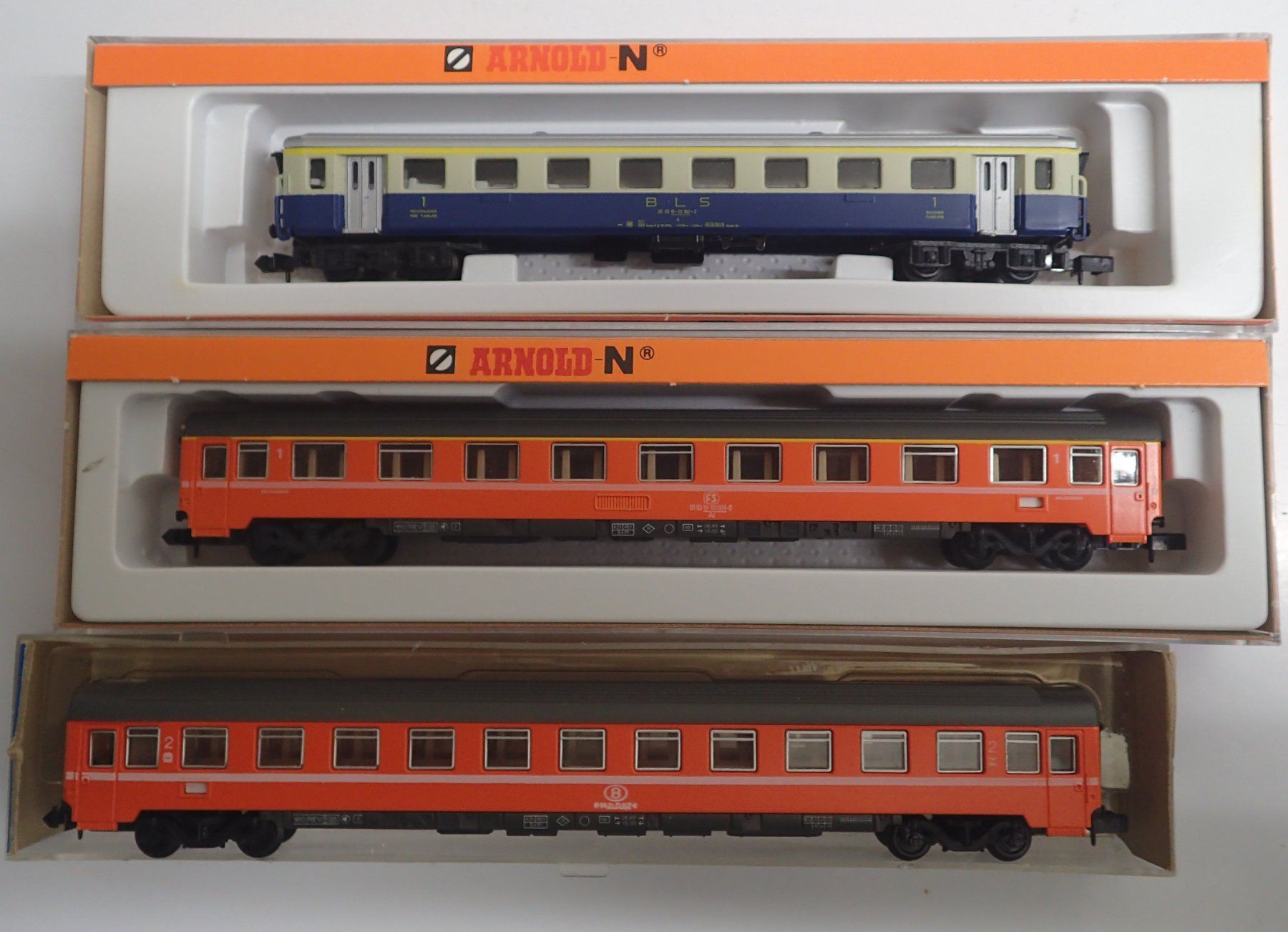 N ROCO: BLS EW I 1., FS Eurofima 1. & SNCB 2. 4achsig PWag. (Gebraucht ...