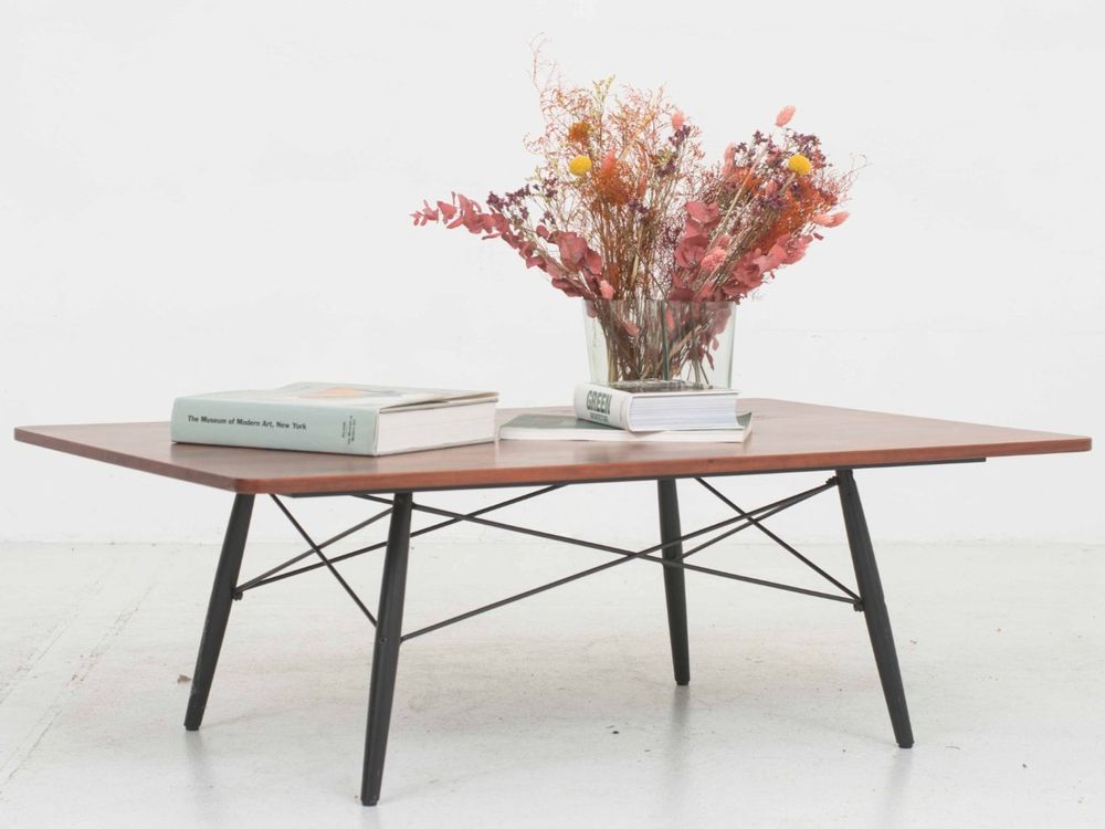 Vitra Coffee Table von Charles & Ray Eames | Kaufen auf Ricardo