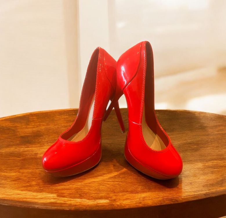 Rote Lack-Pumps, Grösse 37 - Der Hingucker für den Frühling! (Gebraucht ...