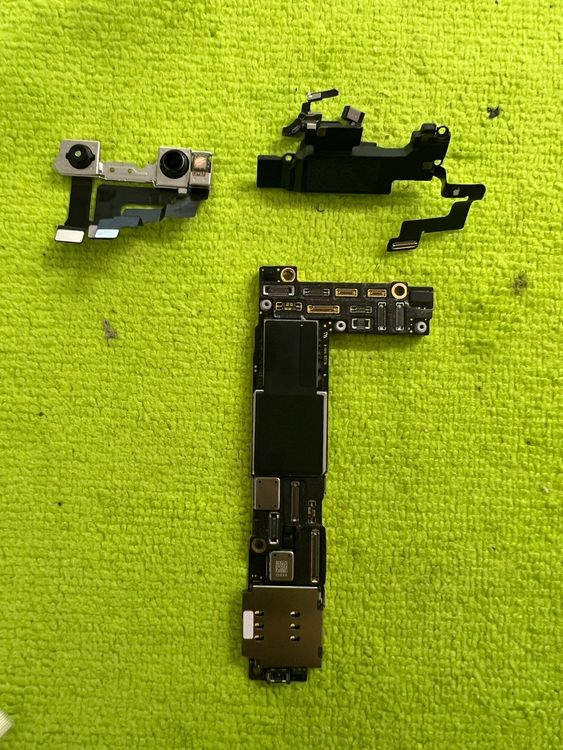 Apple iPhone 12 mini Mainboard (Defekt) in Brunnen für CHF 100 – mit ...