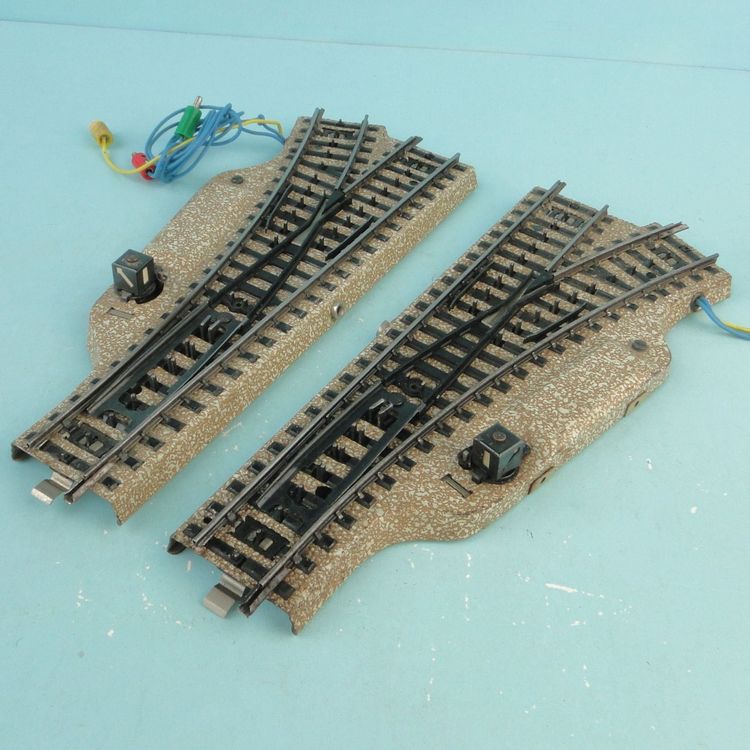 Märklin 5203/5204 elektr. Weichenpaar (Gebraucht) in für CHF 23 – mit ...