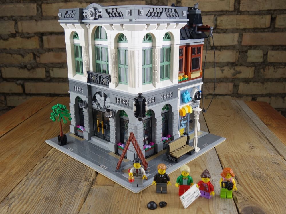 Lego 10251 Brick Bank Creator Expert Modular (Gebraucht) in Bäretswil ...