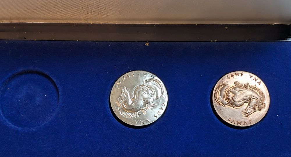 Hans Erni Medaillen mit Original Box (Gebraucht) in Oberbüren für CHF 1 ...