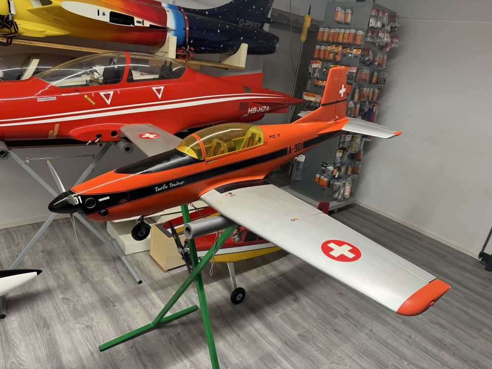 RC Pilatus PC-7 Turbo Trainer (Gebraucht) in Schnottwil für CHF 595 ...