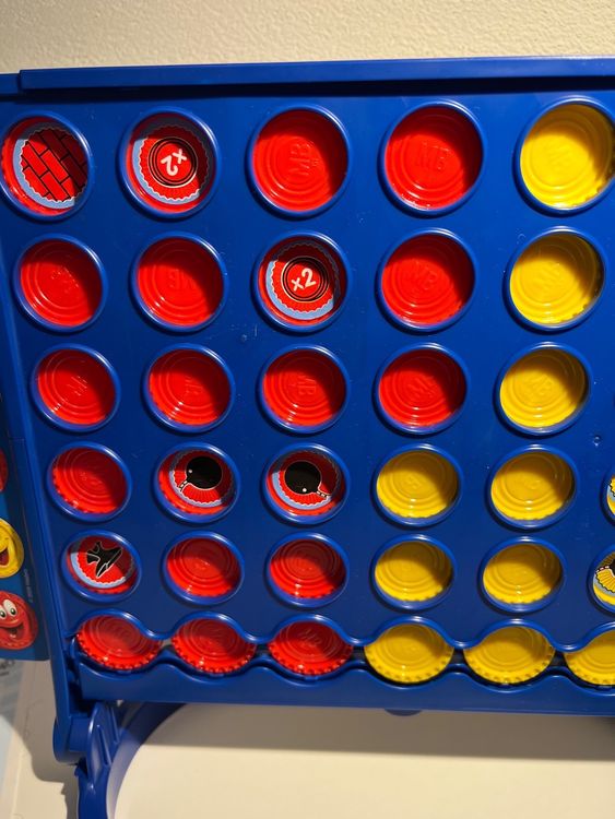 🔴🟡 4 Gewinnt - 5in1, mit Power-Chips 🟡🔴 Hasbro (Gebraucht) in Vaduz für ...