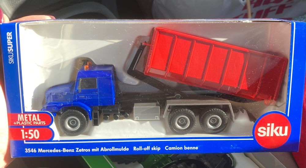Siku Mercedes mit Kippmulde 3546 (neu) | Kaufen auf Ricardo
