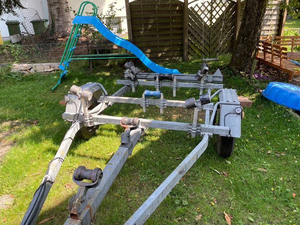 Bootsanhänger Ellebi LBN 16a Kipptrailer bis 860kg (Gebraucht) in Rüti ZH für CHF 700 – nur ...